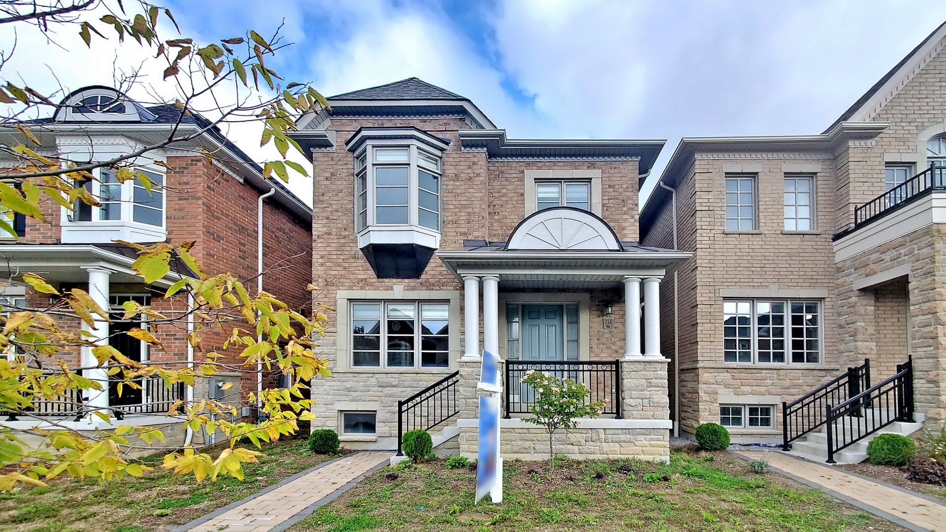 214 Paradelle Drive, Richmond Hill | winsold.com