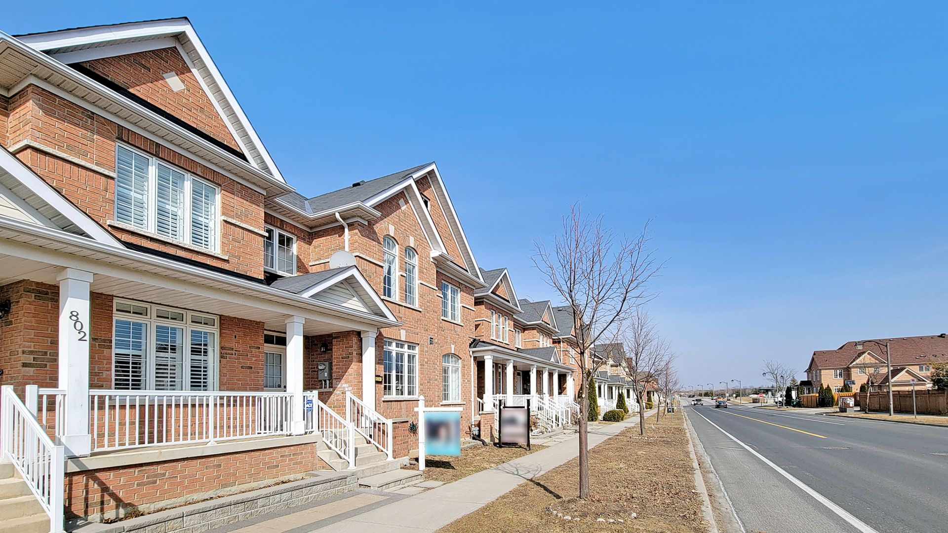 804 Castlemore Ave, Markham